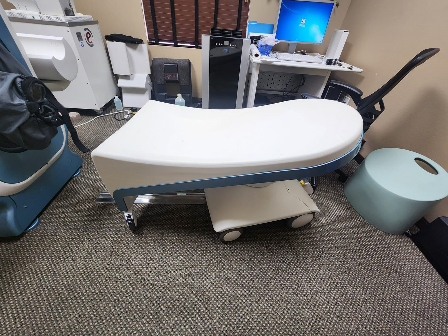 ESAOTE O-SCAN eXP 2012 - Dedicate MRI for Extremities – inCAV Medical ...